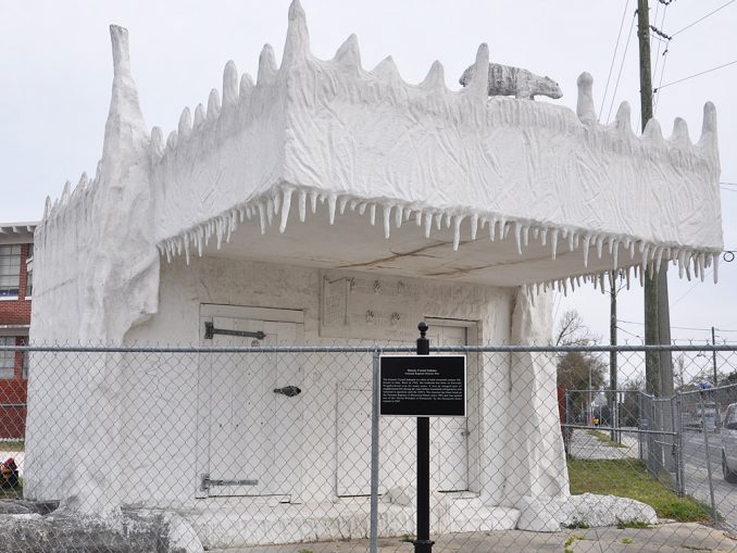 World’s Smallest City Block (Dothan, Alabama) – Buyoya